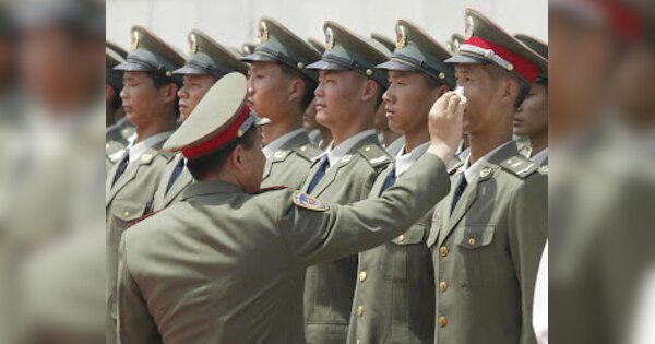 Chinese soldiers are shaking with fear of Indian Army, PLA soldiers are ...