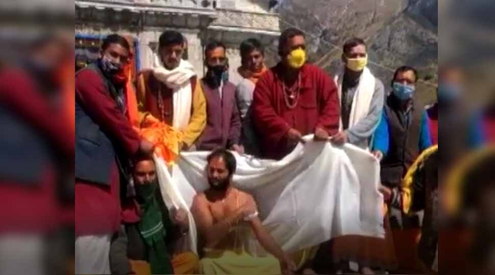 Acharya Santosh Trivedi Completed his 111 Days Protest against the ...