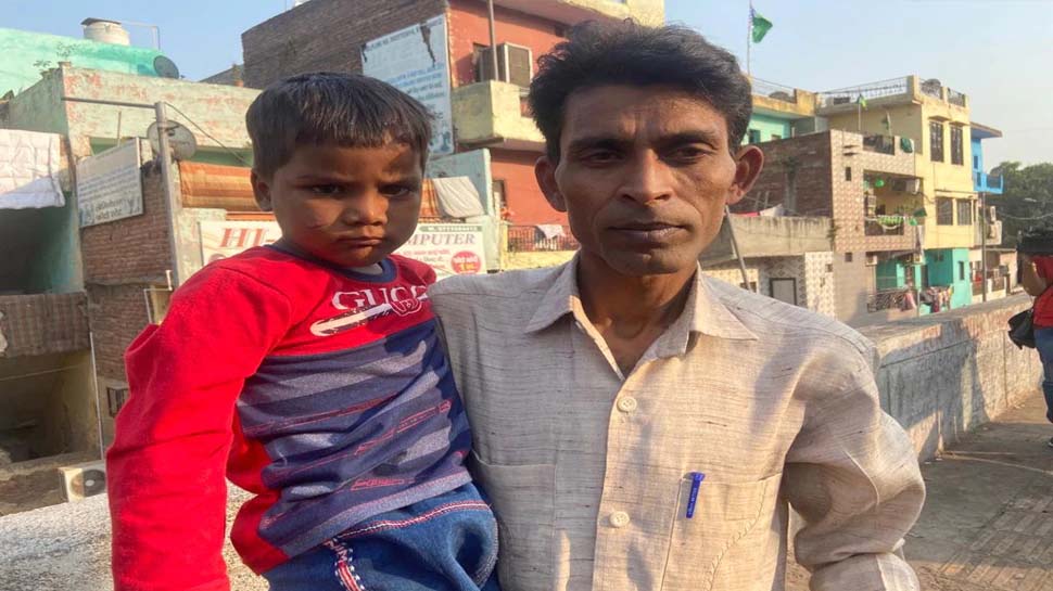 Asim with a five year old lost Boy searching there parents everyday one ...