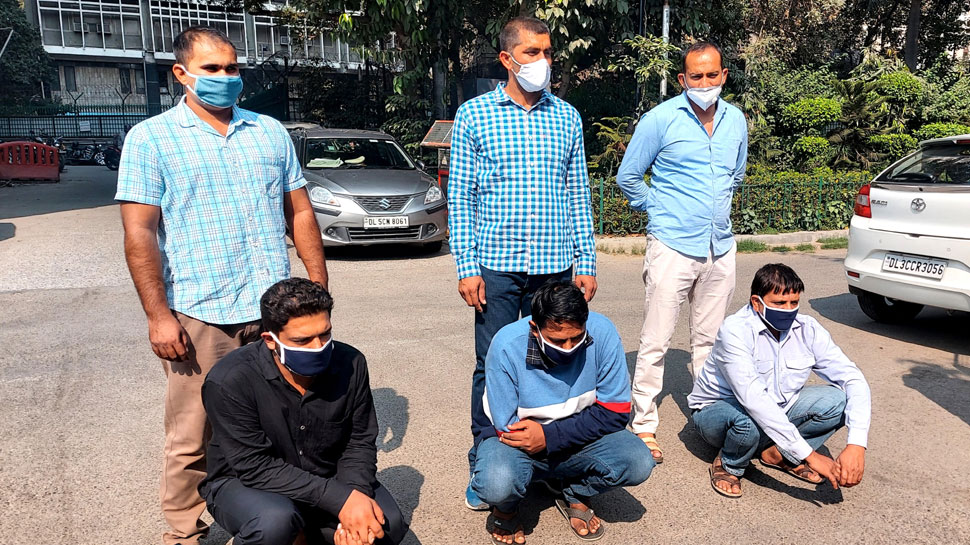 Delhi Cyber Cell arrested 5 accused for cheating in the name of ...