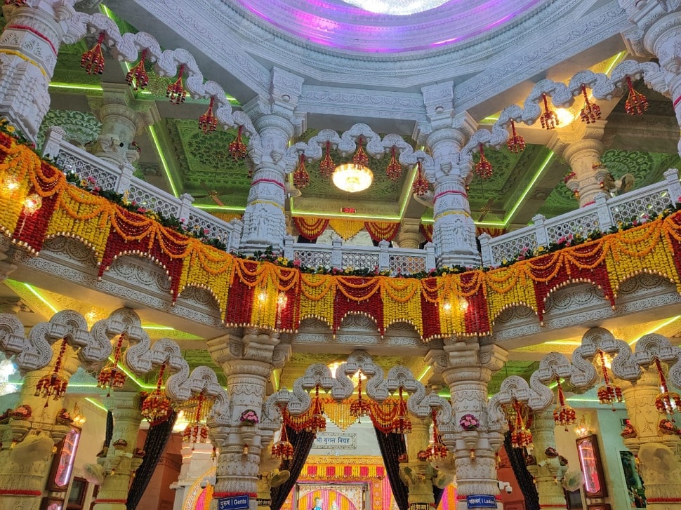 Mathura vrindavan prem mandir reopen after 7 months see splendid images ...