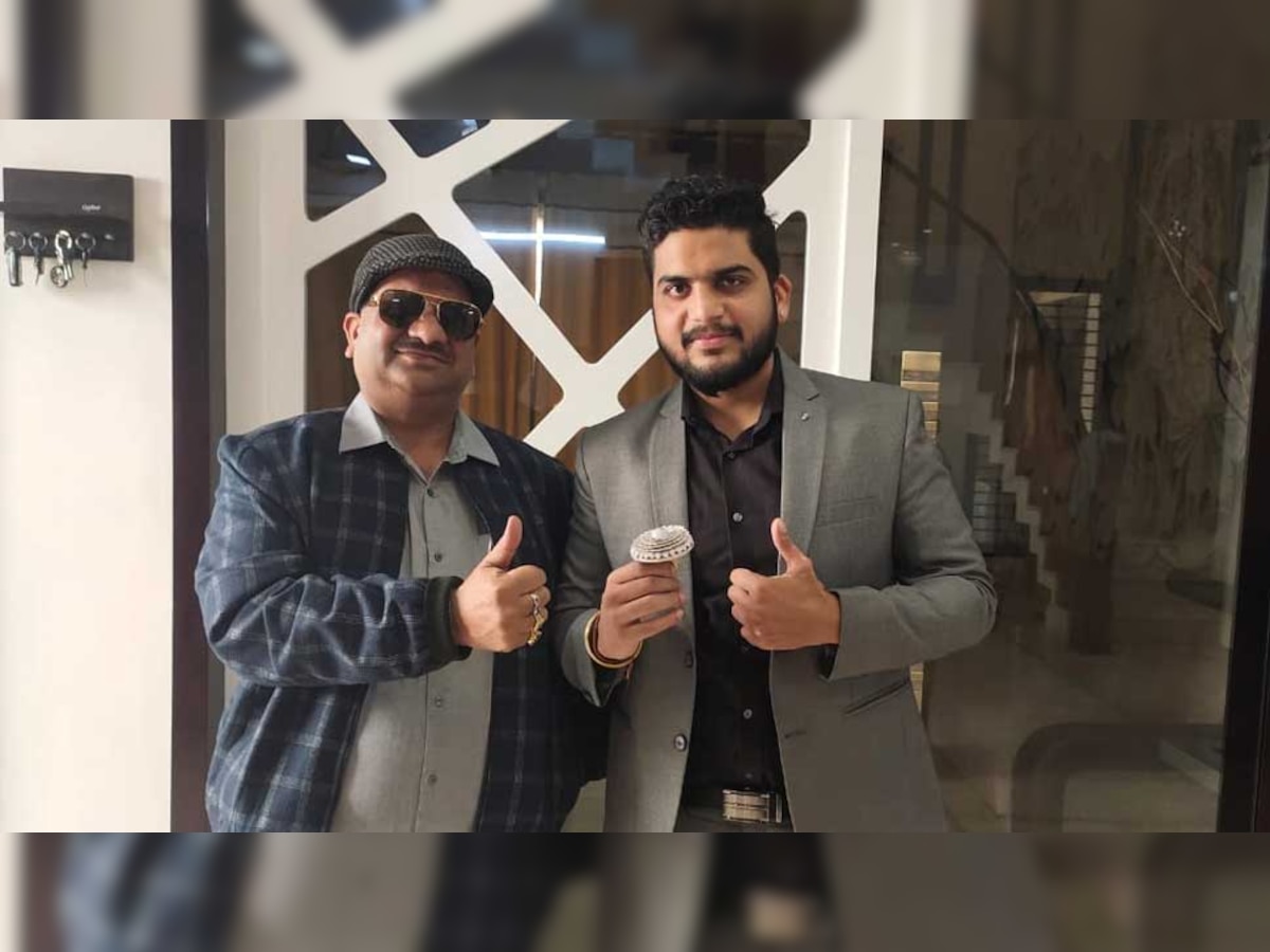 25-Year-Old Jeweller Harshit Bansal make 12638-Diamond Ring and set world record | 25 साल के ...