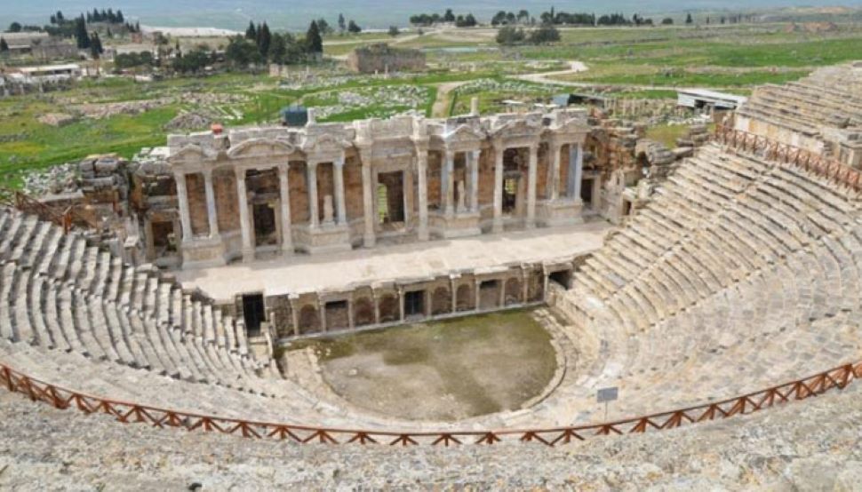 know the mystery of roman gate to hell of pluto and pamukkale gate in ...