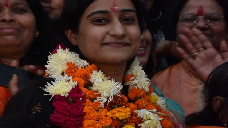 Lok Sabha Speaker Om Birla daughter Anjali selected in UPSC in Kota ...