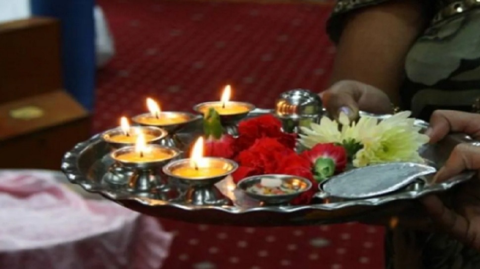 how to do aarti importance and rules of worship | Significance Of Aarti ...