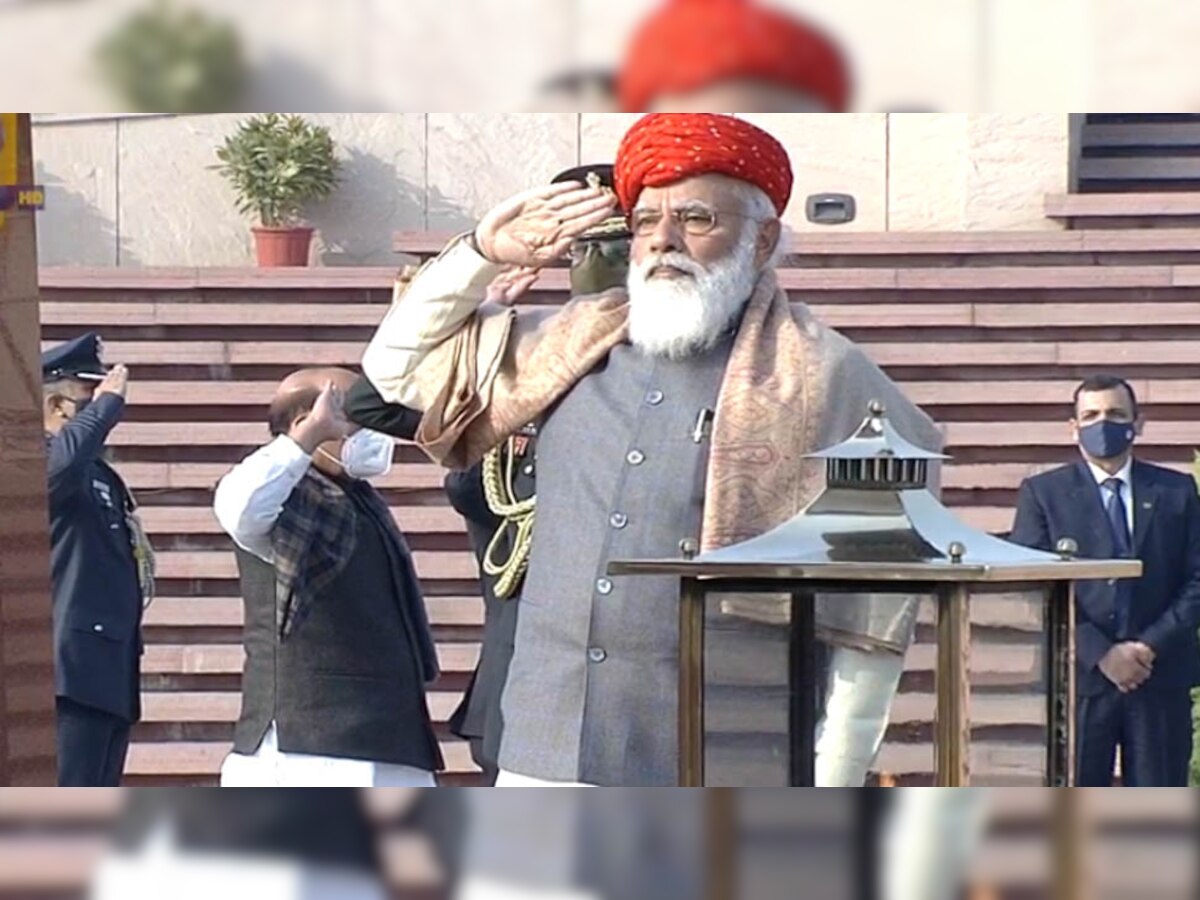 Prime Minister Narendra Modi fashion is different see his dress on ...