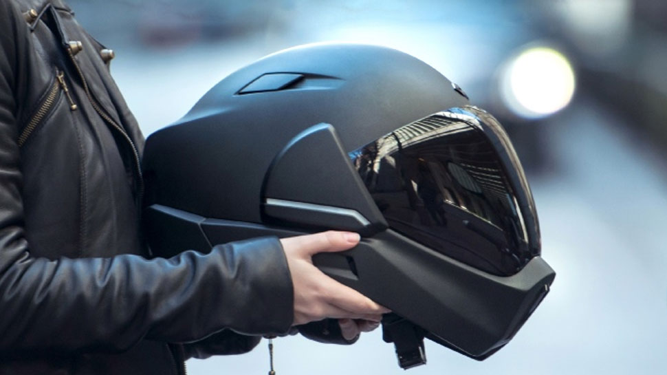 Btech Students made Smart Traffic Helmet which ensure safety and saves ...