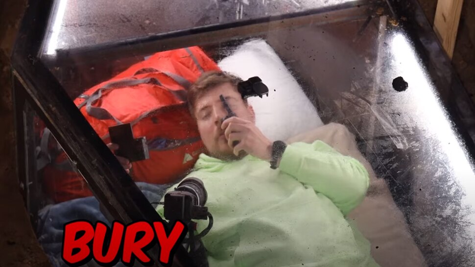 YouTuber Mr Beast spends 50 hours buried alive in coffin | 50 घंटे तक जमीन में जिंदा दफन रहा ...