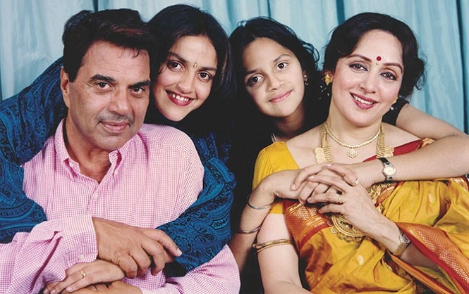 have you ever think how dharmendra wife prakash kaur survived after ...