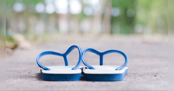 Know Why Slippers Famous As Hawai Chappal Check History Behind It rsup ...