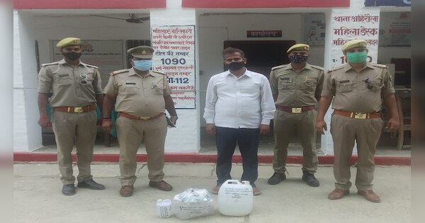 crime 25 thousand price declared on absconding illegal liquor ...