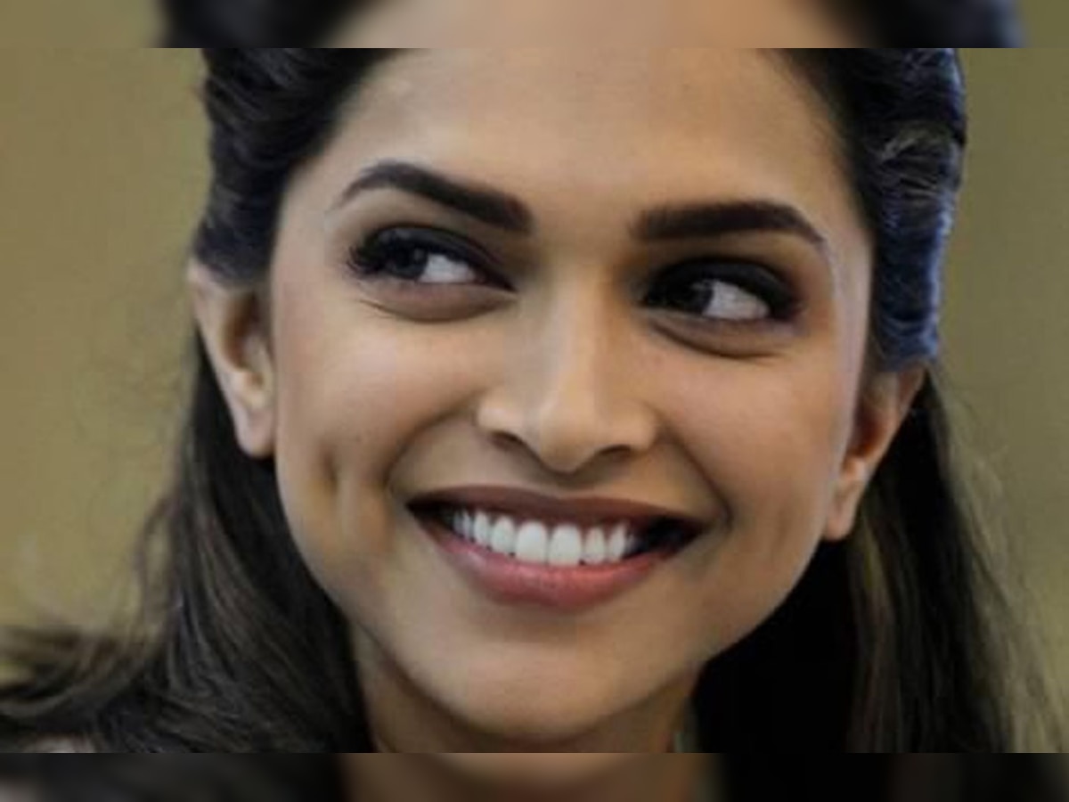 SRK to Alia Bhatt Bollywood Actors with have Dimples Know Who are these ...