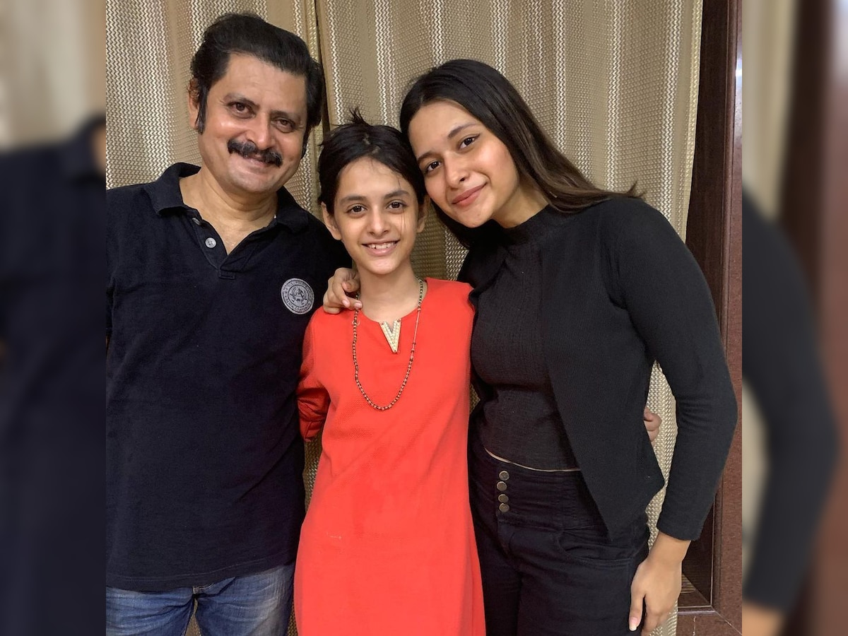 Bhabiji Ghar Par Hai Fame Manmohan Tiwari aka Rohitashv Gour Daughter ...