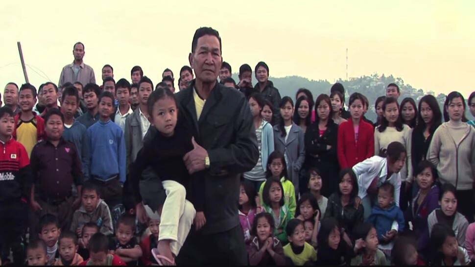 World largest family photo gallery whose head Ziona Chana dies on 13 ...