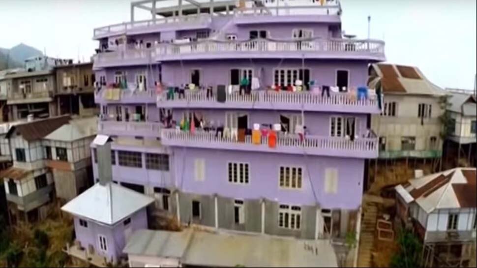 World largest family photo gallery whose head Ziona Chana dies on 13 ...