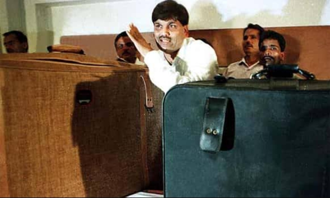 Where are 1992 stock market scam accused Harshad Mehtas wife Jyoti, son ...