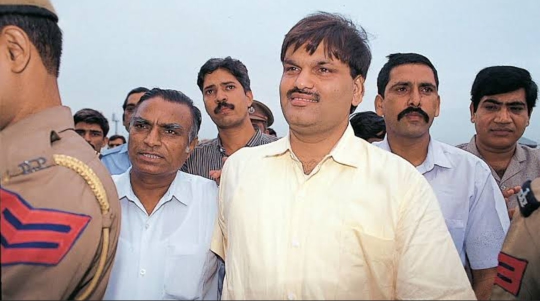 Where are 1992 stock market scam accused Harshad Mehtas wife Jyoti, son ...