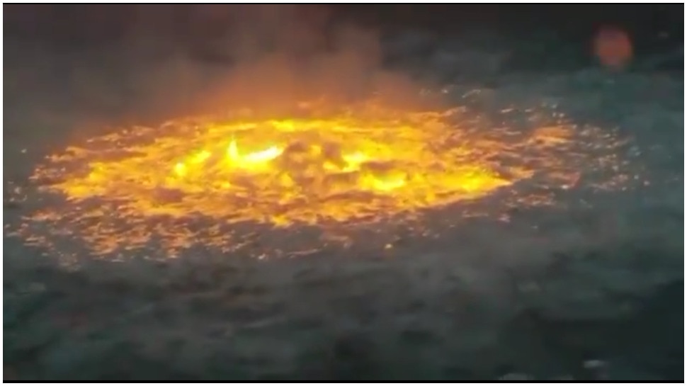 viral video of fire on gulf of mexico fire eye of fire ocean on fire ...