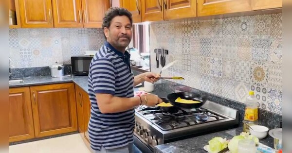 Sachin Tendulkar become MasterChef of his Kitchen, Cook delicious dish ...