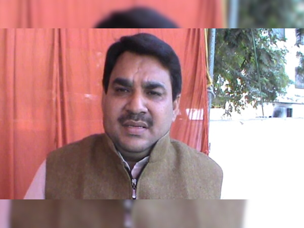 Bihar Former MLA Manjit Singh called CM Nitish Kumar political father ...