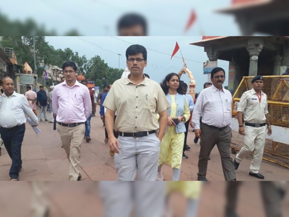 Shashank Mishra IAS Success Story: Journey of IIT passout Engineer to ...