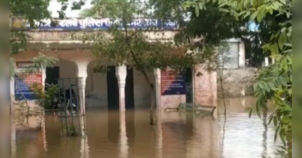 Flood situation created due to rain in Tonk claims of officers are open ...