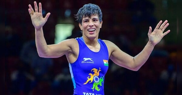 Women wrestler Seema Bisla is Last hope for India after Vinesh Phogat ...