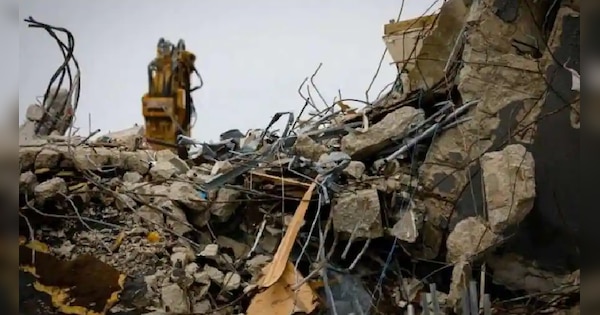 Building Collapse in Agra Dhandhupura Tajganj Death And Injury Latest ...