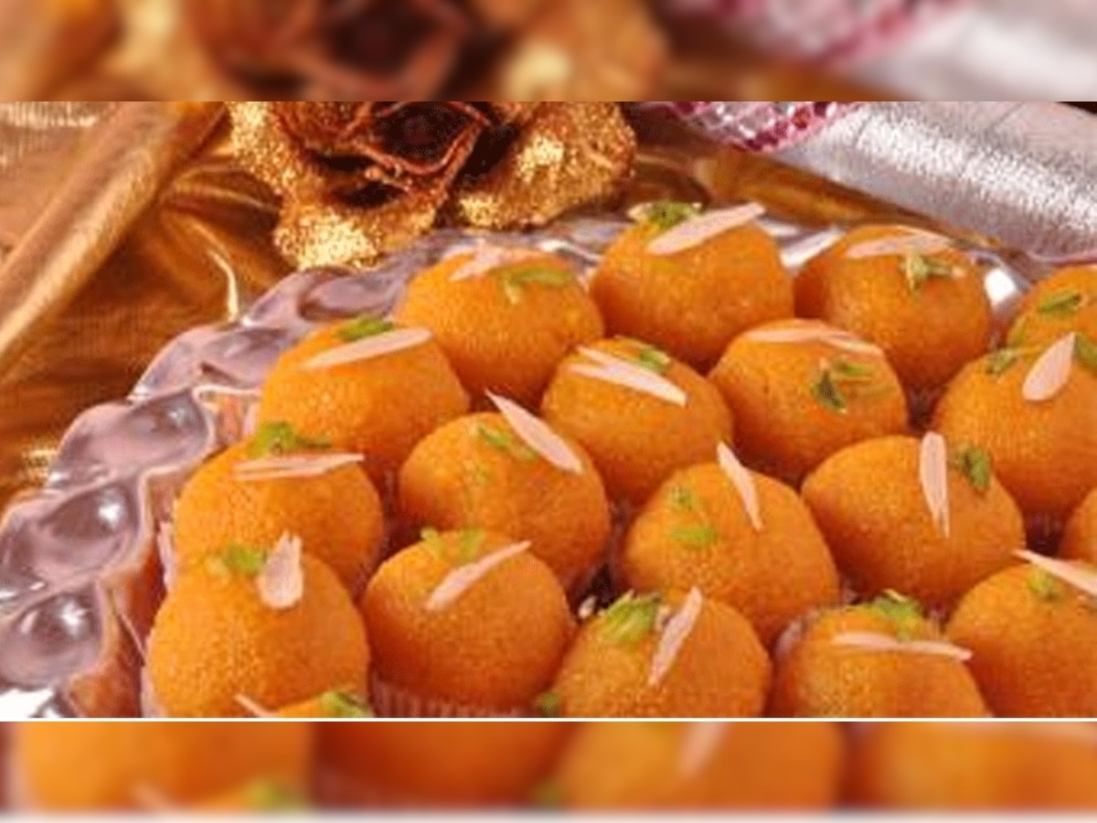 Bhog: मनपसंद भोग लगाने से जल्‍दी प्रसन्‍न होते हैं देवी-देवता, जानिए ...