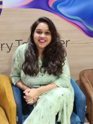 दिक्षा शर्मा | Diksha Sharma | Hindi News,