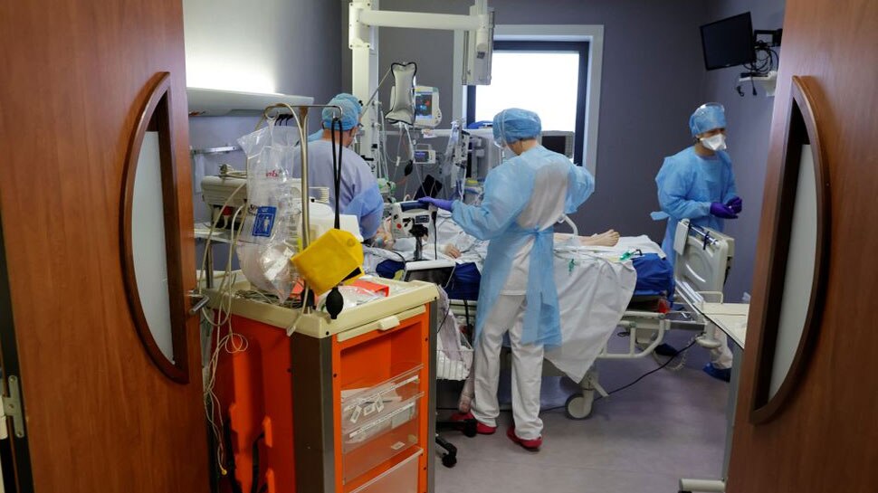 Complain Of Chest Pain And Doctors Find Something Shocking In Heart X complain-of-chest-pain-and-doctors-find-something-shocking-in-heart-x