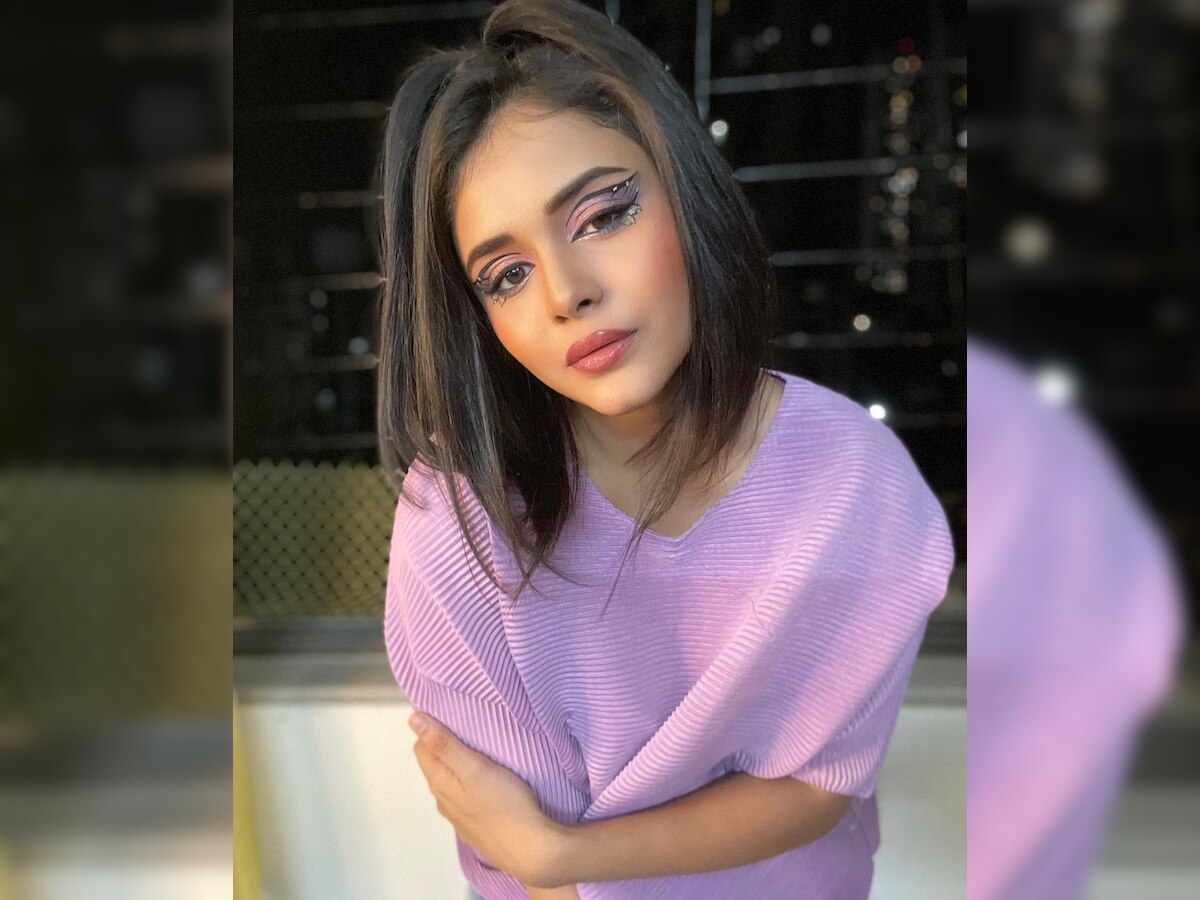 Anupama onscreen daughter pakhi aka muskan bamne is bold and glamorous ...