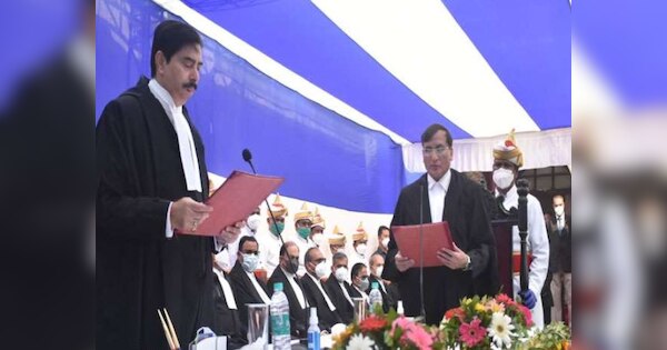 Justice Subhash Chand took oath of office and secrecy in Jharkhand High ...