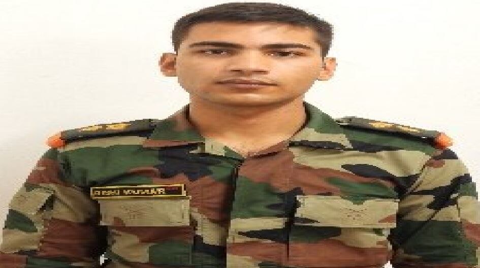 Indian army men from bihar martyred in jammu kashmir just before his ...