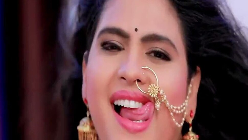 Chandani Singh cannot control Song Nazriya Na Lage goes viral ...