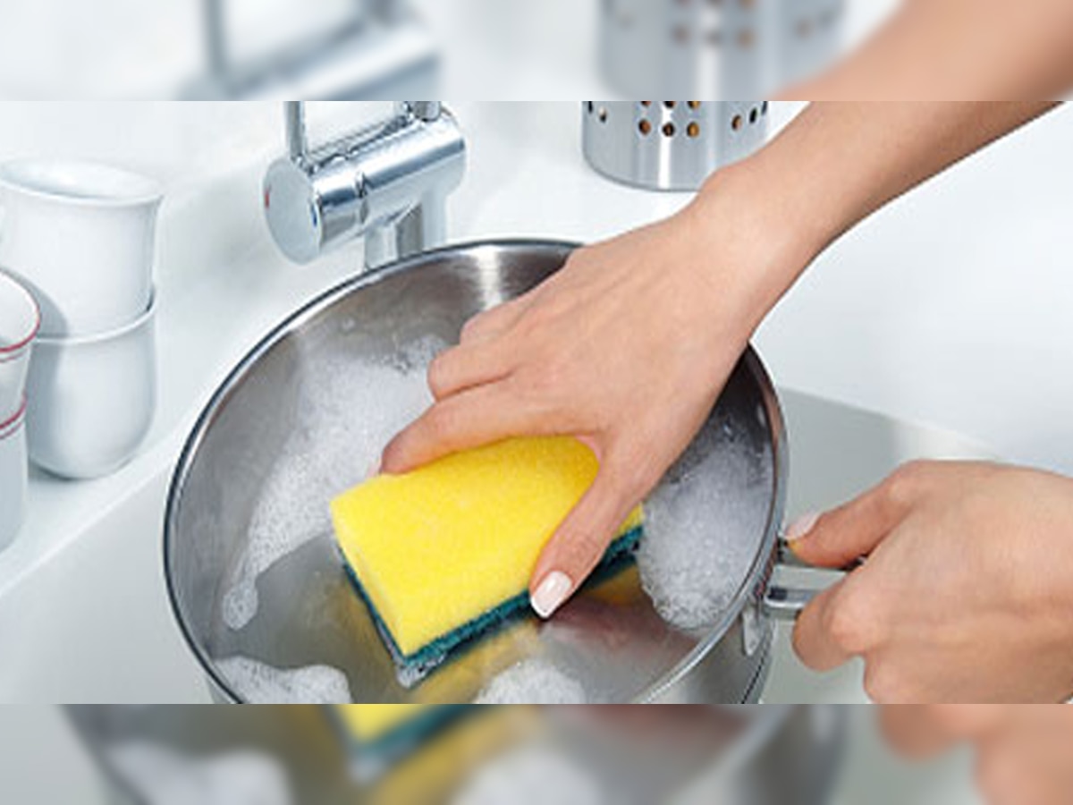 Surprising Benefits of Washing the Dishes | हाथ से बर्तन धोने से मिलते ...