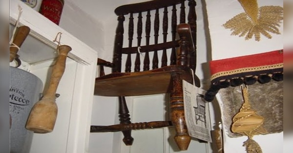Ajab Gajab News: mystery of cursed thomas busby, Mysterious death chair ...