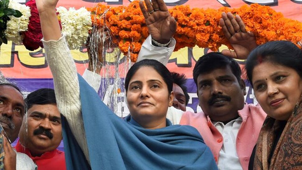 Controversy deepens in the party over legacy of Apna Dal founder ...