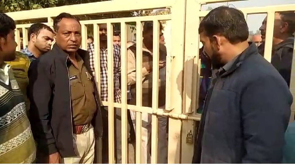 Hansi student protest against government roadways bus service crumbled ...