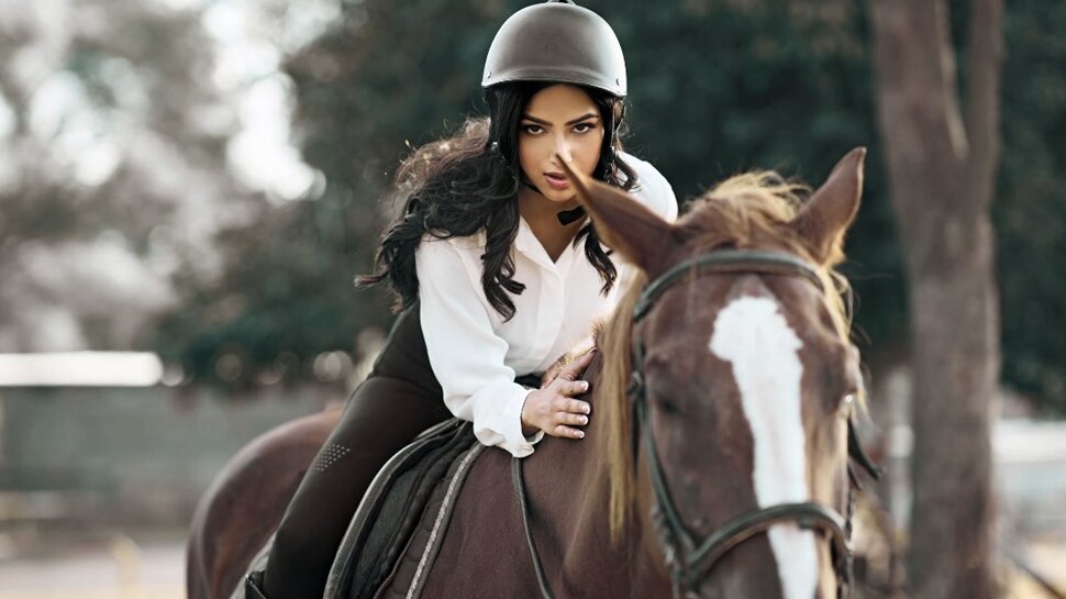 who is harnaz kaur sandhu know everything smzs | मॉडलिंग के अलावा भी ...