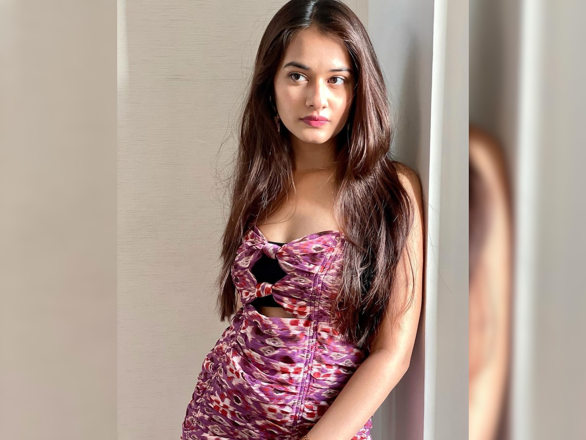 Meet Sushmita's on-screen daughter Virti Vaghani, Aarya 2 Girl bold in real life | सुष्मिता सेन ...