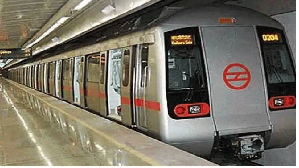 Ghaziabad railway station connect with Delhi Metro more than 20000 ...