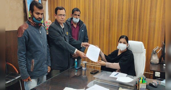 letter written close cm window said cm window become den corruption ...