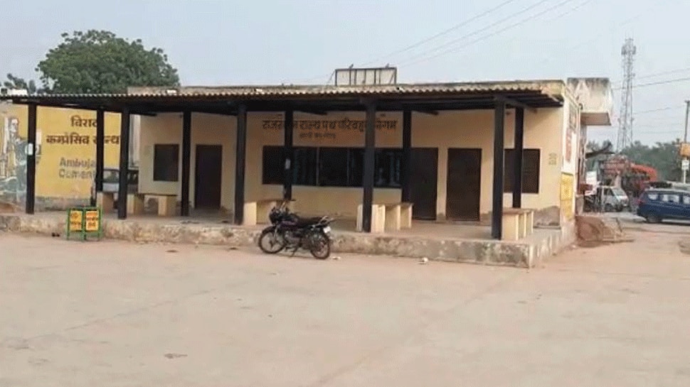 Silence at bus stand of Kherli Alwar town know reason | Alwar: खेरली ...