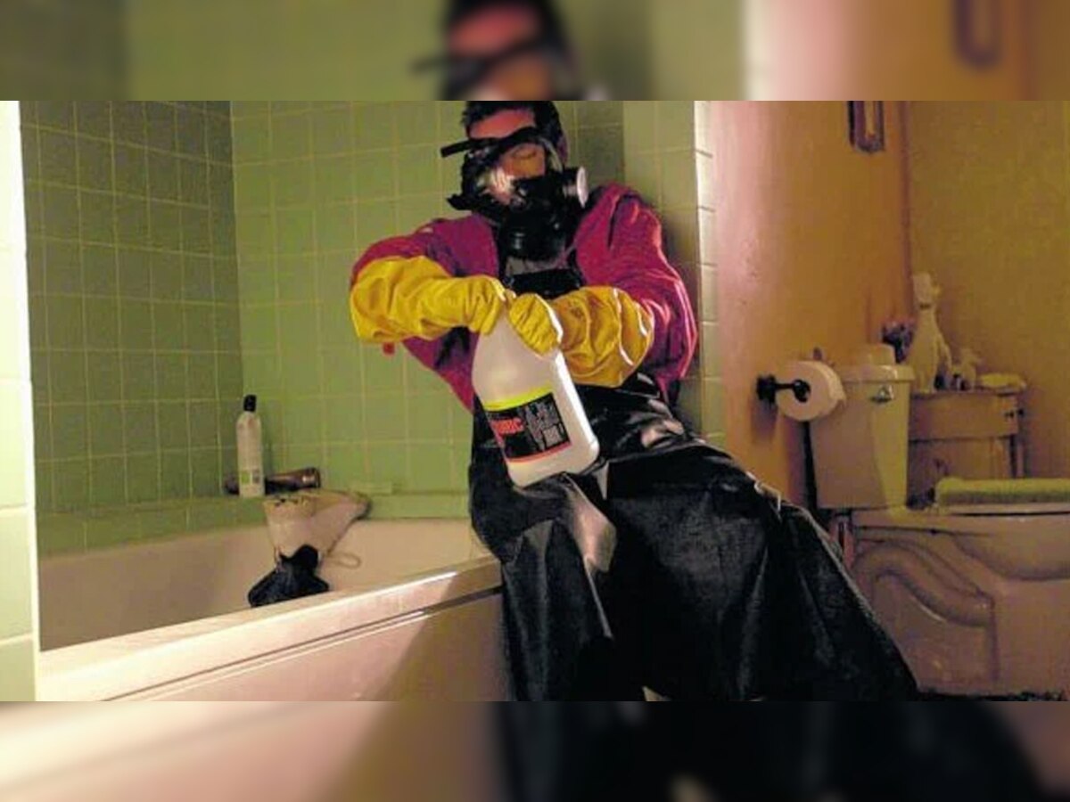 A teenager copied TV series Breaking Bad stabbing man trying dissolve ...