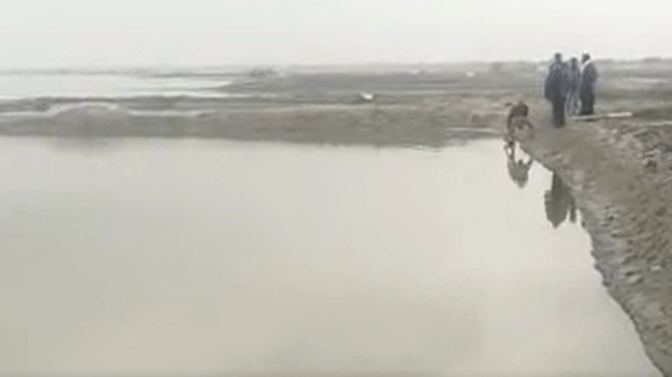 three thousand racks of the Didwana Salt Lake have been filled with ...
