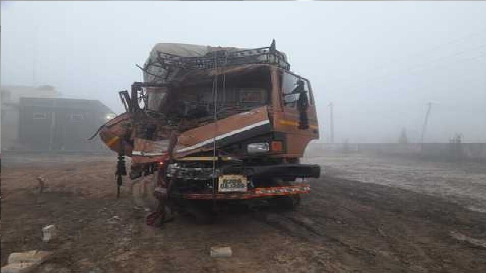 Jaipur Accident Two trucks collided driver died on the spot | Jaipur ...