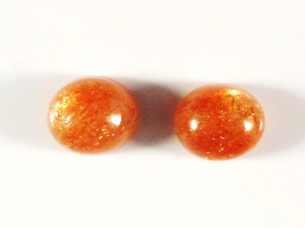 gemology sun stone gemstone benefits and wearing rules | इन 3 राशियों ...