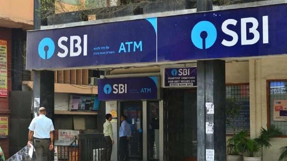 SBI Bank Account Holders Alert! PAN-Aadhaar Link