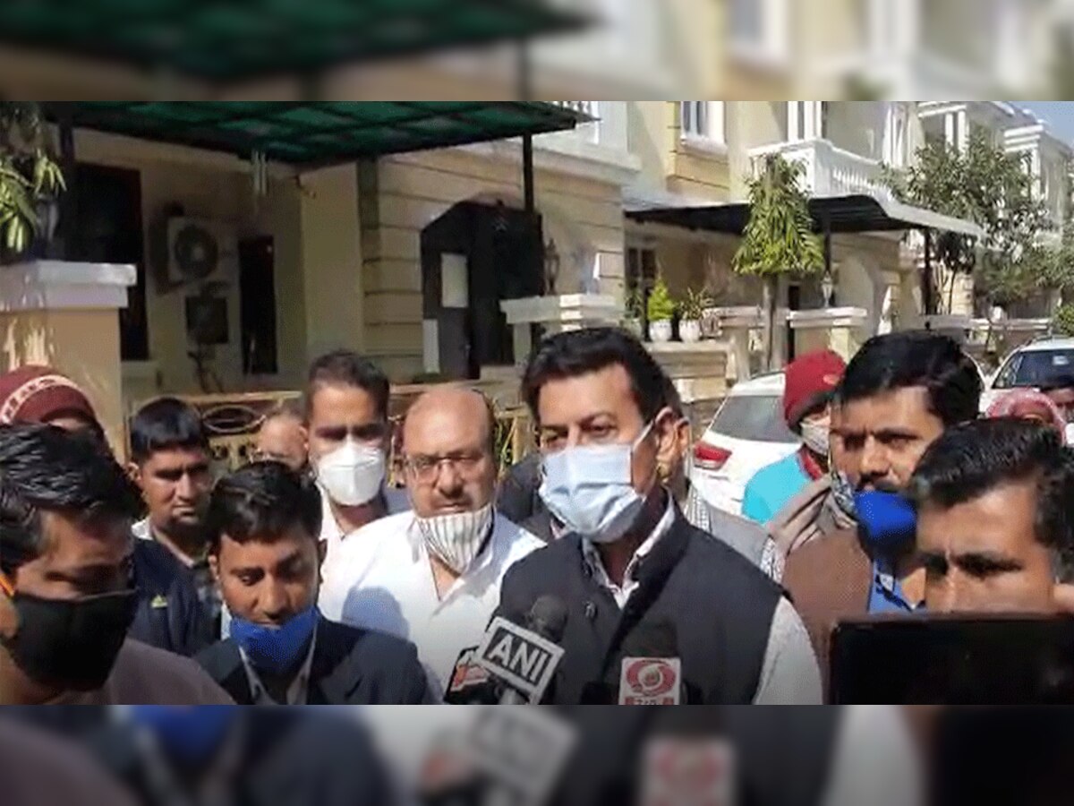 MP Col Rajyavardhan Singh Rathore honored families of more than one ...